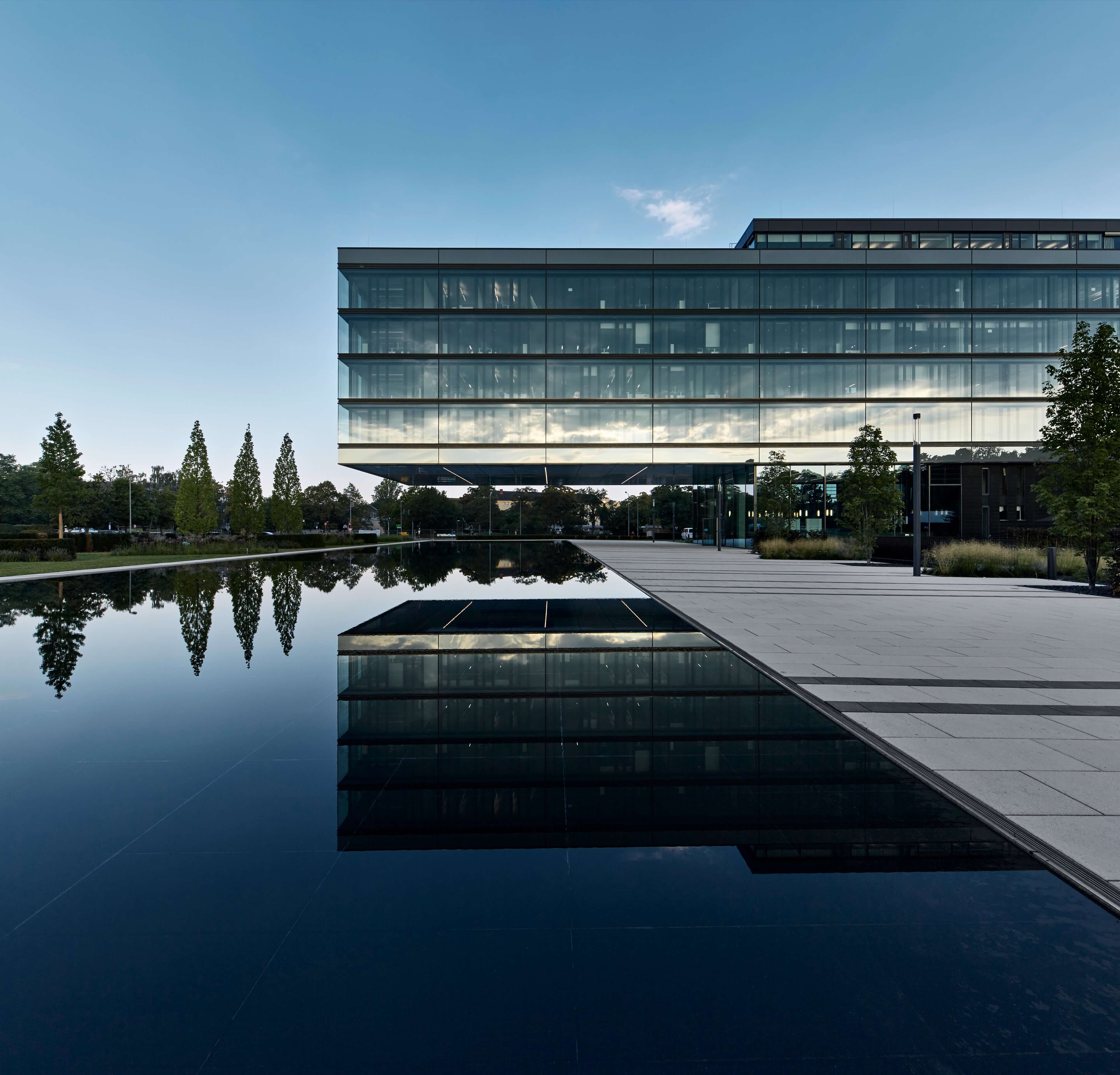 MHK European Headquarters - CREDAWARD 地产设计大奖中国